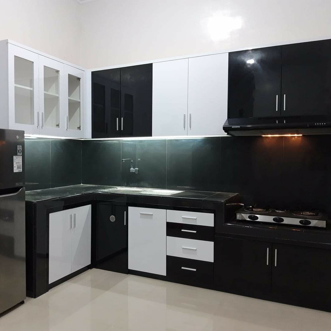 Kitchen Set di Medan | RUMAH PERABOT MEDAN MEDAN